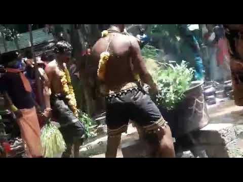 Manjal neerattu || paandavan aaandan kuli charoor || - YouTube