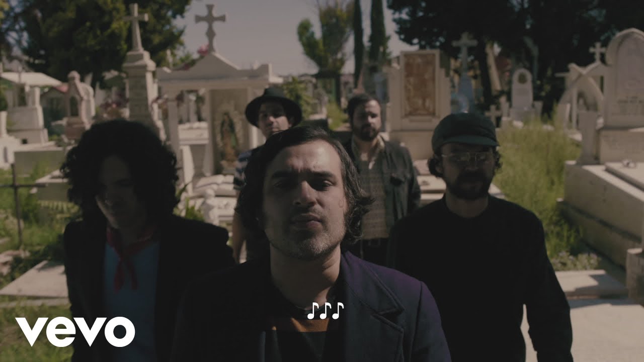 Enjambre - El Derrumbe (Lyric Video) - YouTube