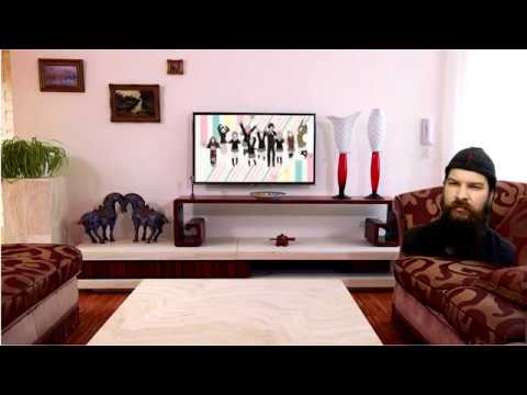 Ο Πατερ Κλεομενης βλεπει Anime - YouTube