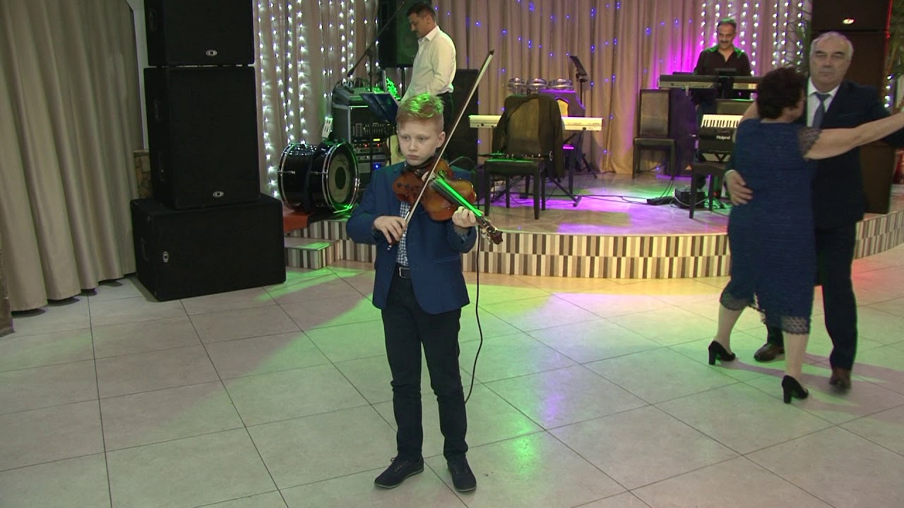 Valsul Valurile Dunarii.Oruna Teodor Stefan - YouTube
