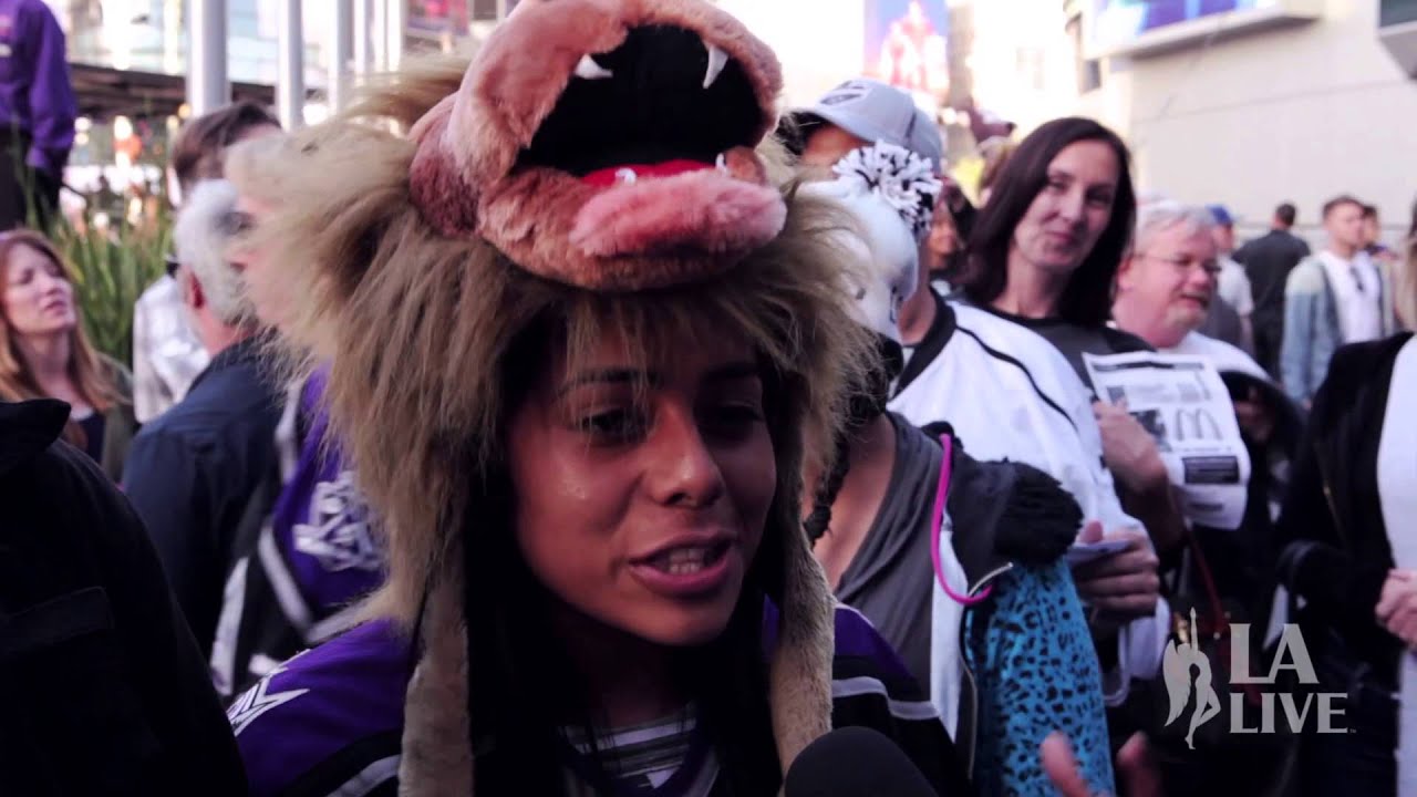 Here's Why LA Kings Fans Are The Best Fans In The World - YouTube