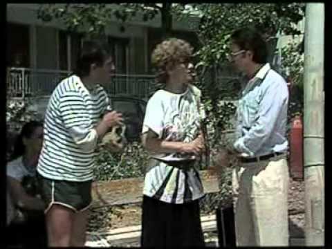 ο τρελογιατρος .σωτηρης μουστακας - YouTube