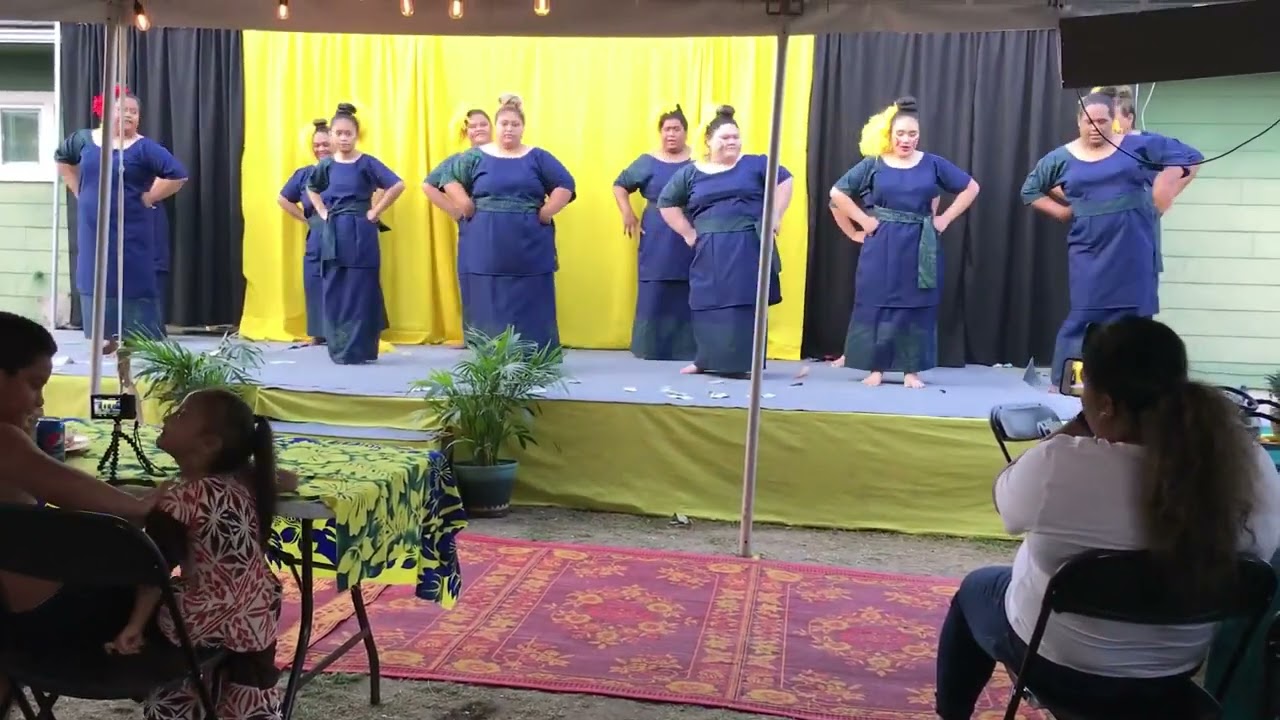 Samoan Dance - YouTube