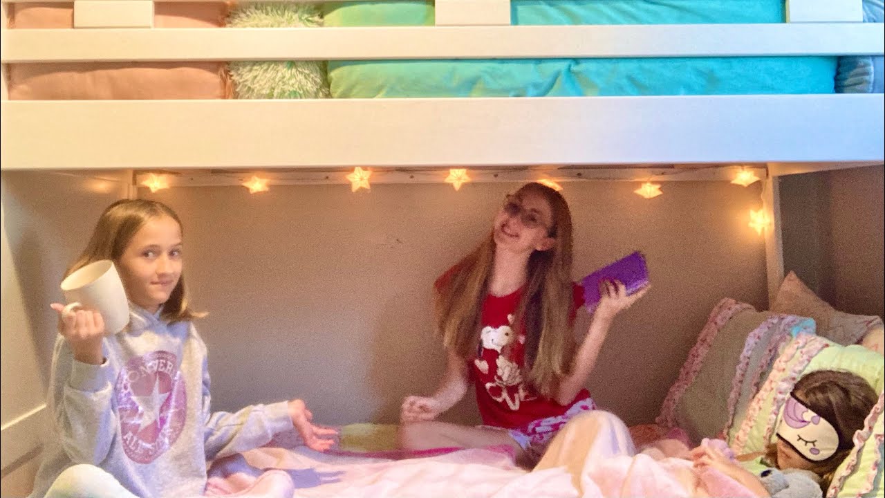 Last to Fall Asleep Challenge 😴💤 - YouTube