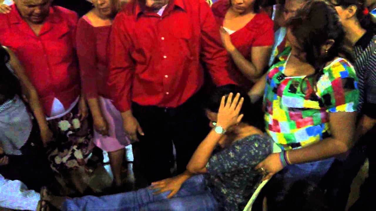 Milagros en.la.Crusada de Leon Nicaragua - YouTube