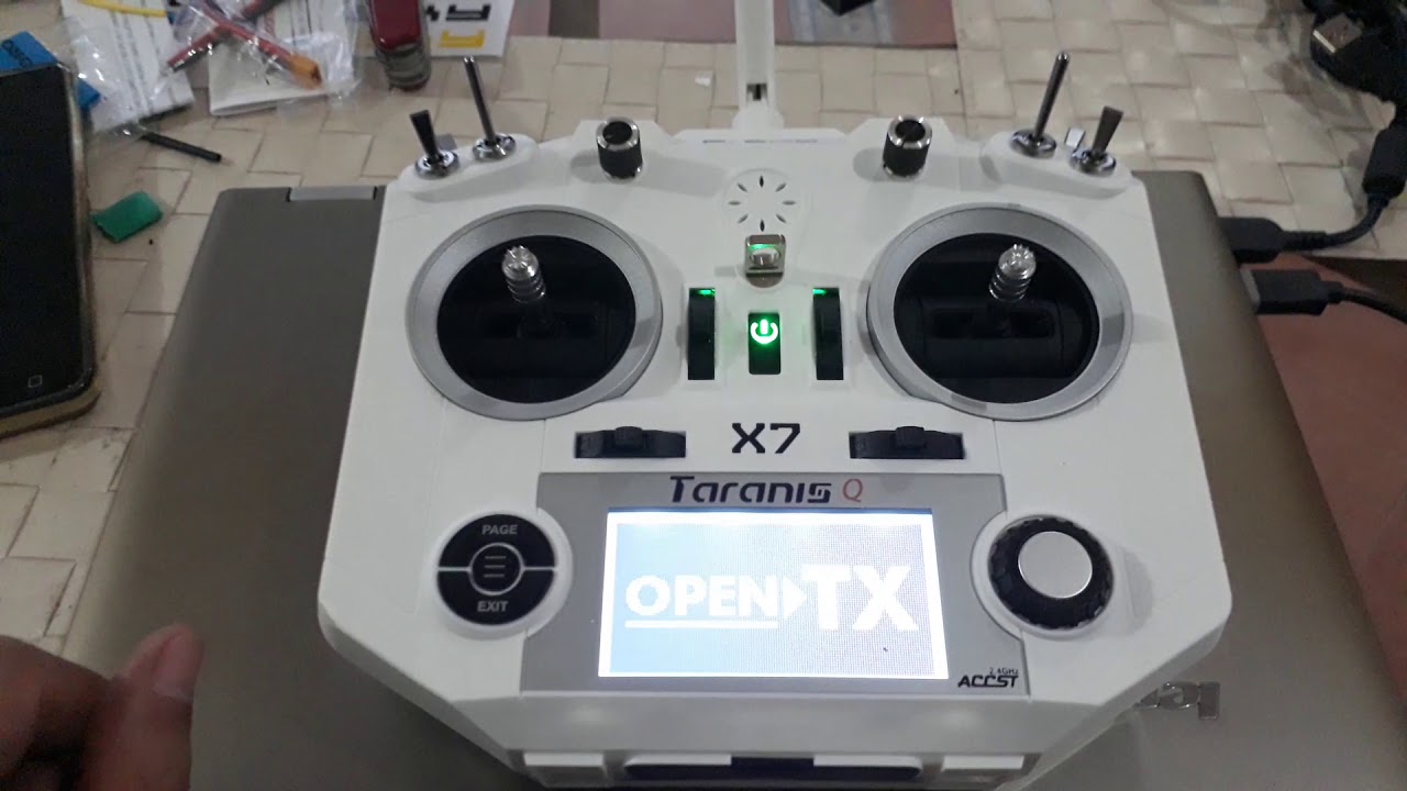 Taranis Q X7 - Getting seriously ready for the Dark Side with a little White... - YouTube