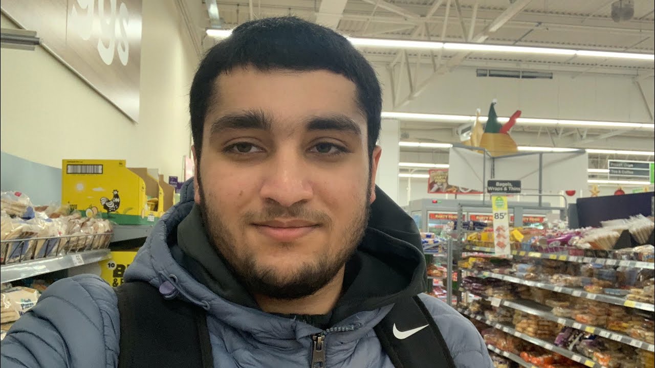 I went to ASDA in stockport - YouTube