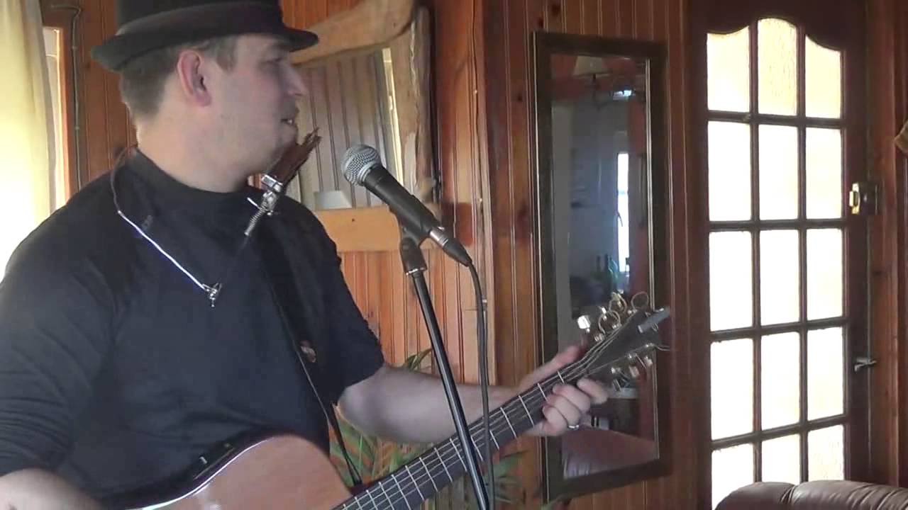 Salut Charlie - YouTube