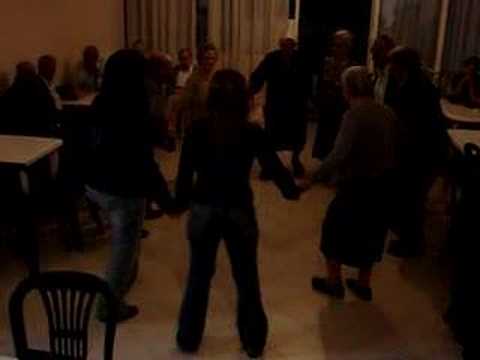 romylia mpana - dance "zervos" (pappous xristodoulakis) - YouTube