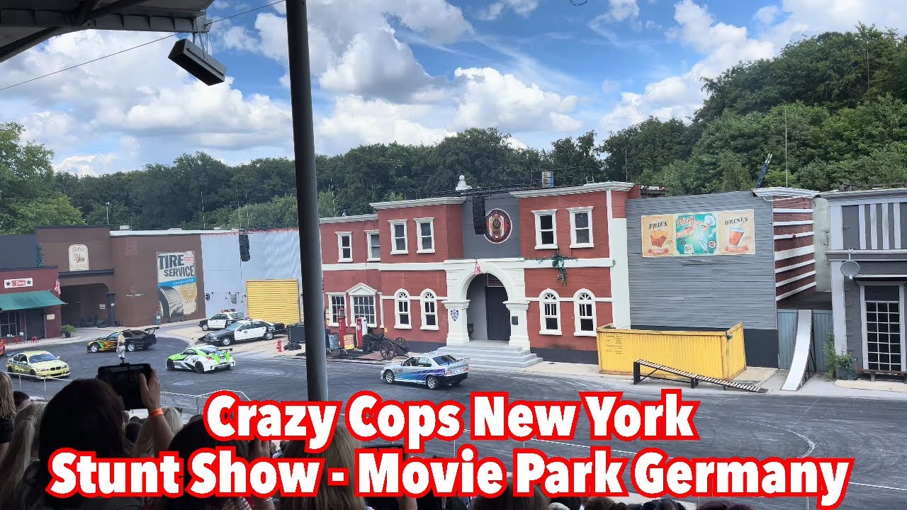 Stunt Show Crazy Cops New York Movie Park Germany - YouTube