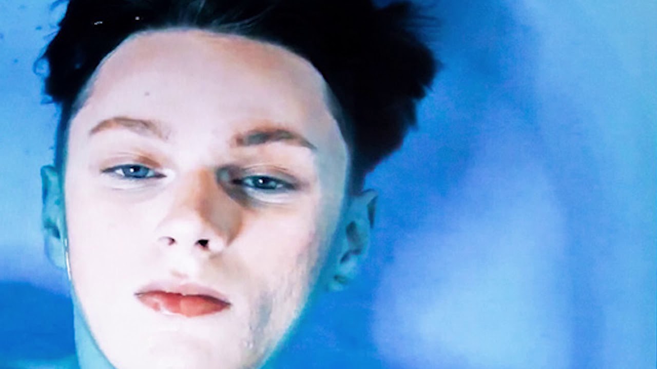 Meet the Artist - Logan Whitten - YouTube