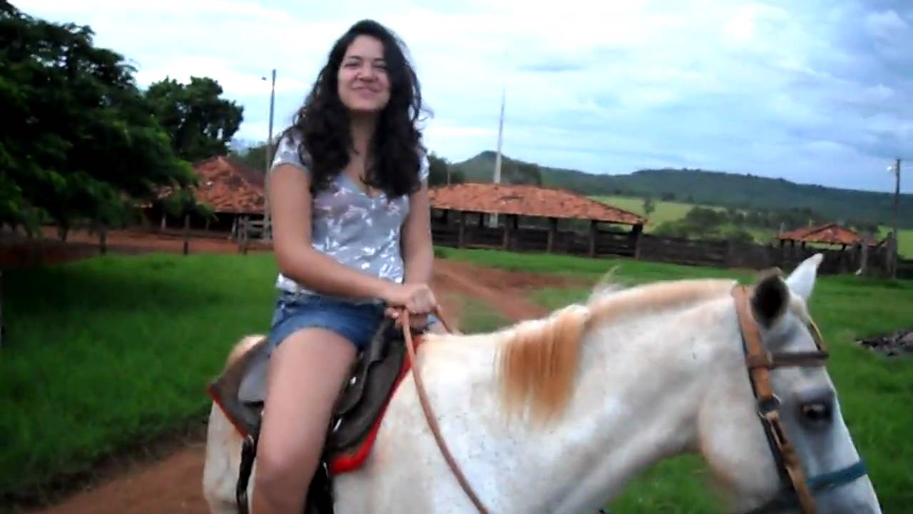 Manu Brasil - YouTube
