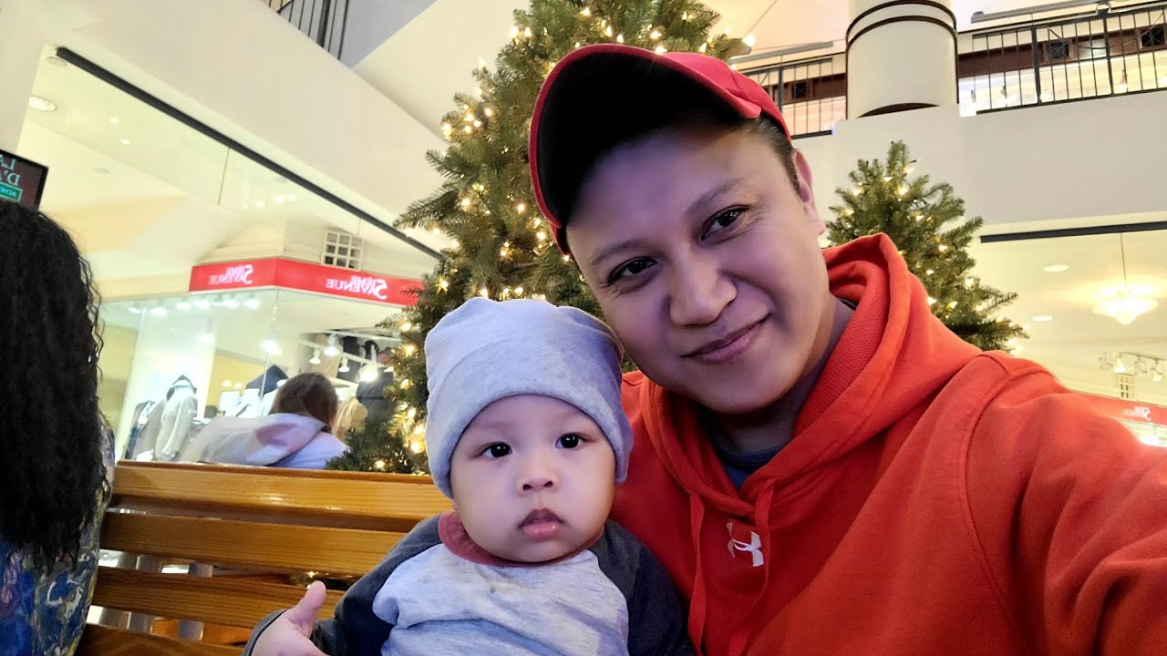 Baby first time riding on a train - YouTube