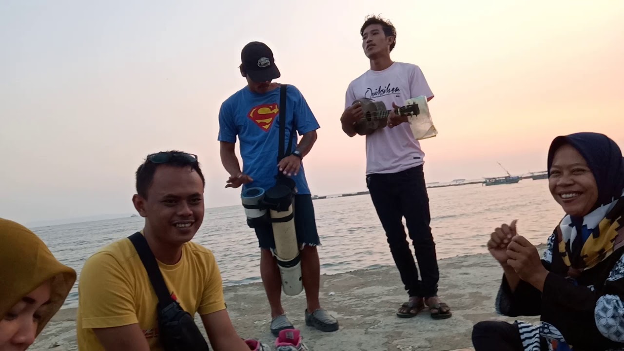 Wisata Kuliner Desa Teluk - YouTube