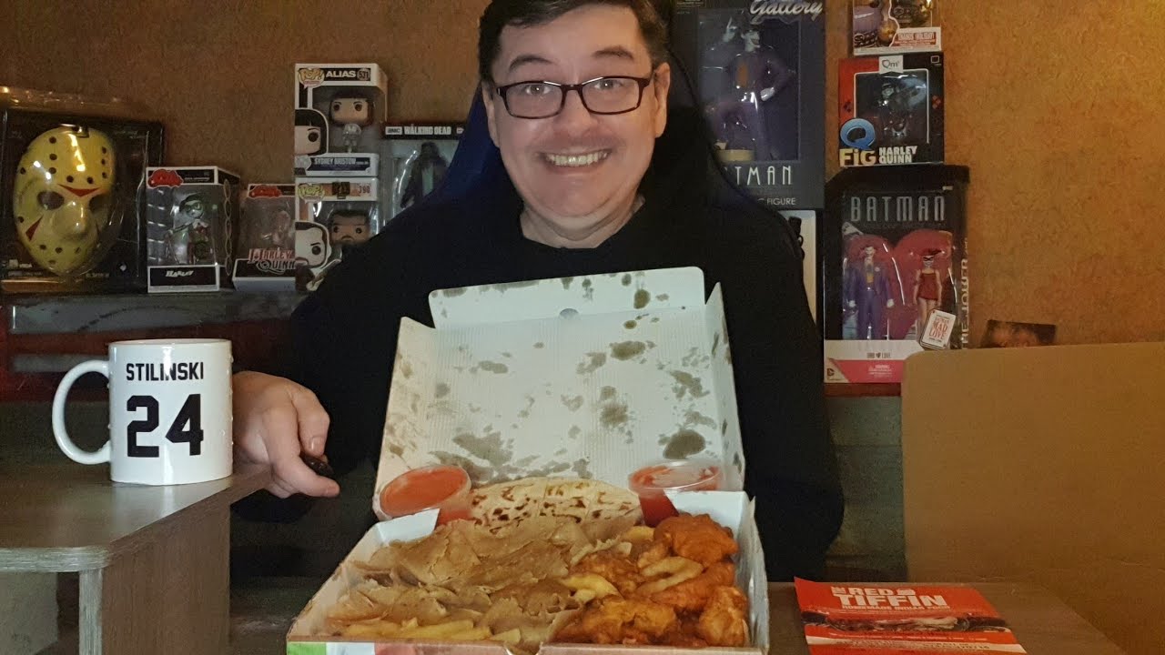 Munchie box review. The Red Tiffin Indian takeaway! 😋 - YouTube