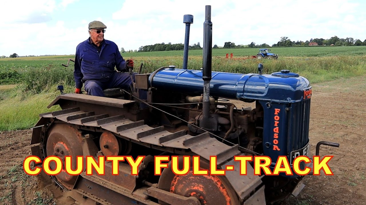 County Crawler at Work. - YouTube