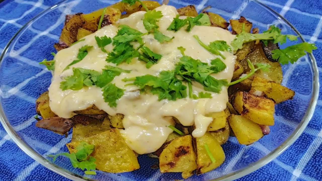 Crispy potato with spicy sauce | Patatas Bravas with Alioli Sauce ...
