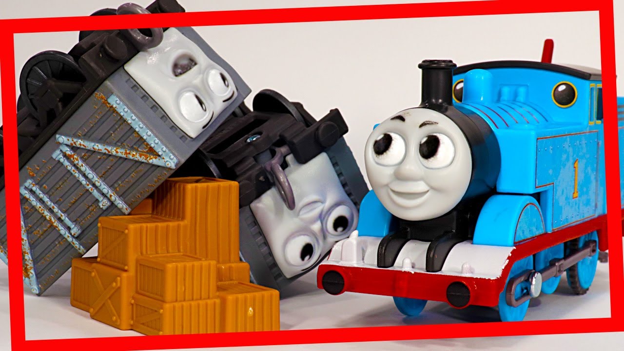 Thomas Classic 80th Motorized 3 Pack 2025 The Thin Red Line Train Wreck ...