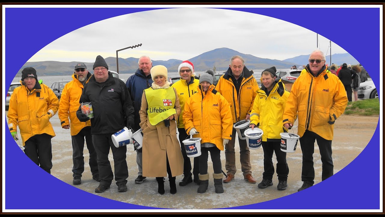 (2019) Christmas Day Swim in aid of RNLI Fenit Lifeboats (Photos ...