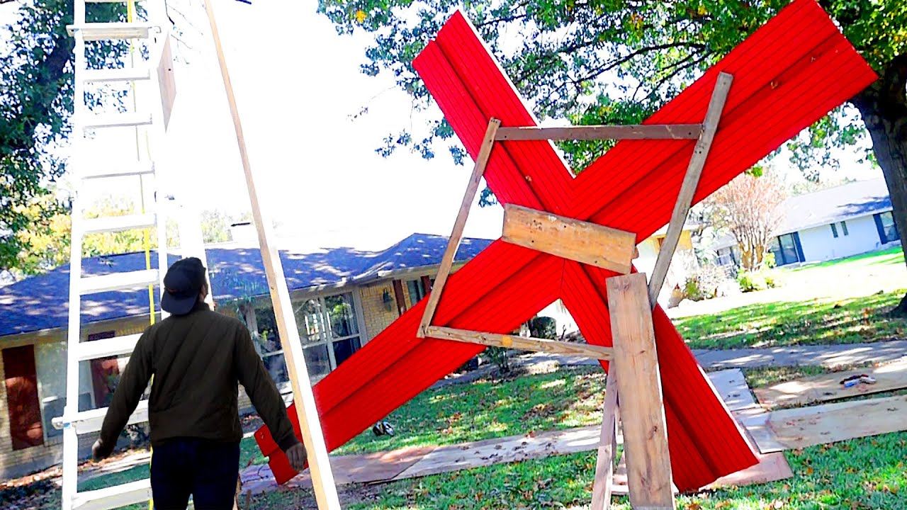 BUILDING A GIANT CROSS IN MY FRONT YARD FOR CHRISTMAS! - YouTube