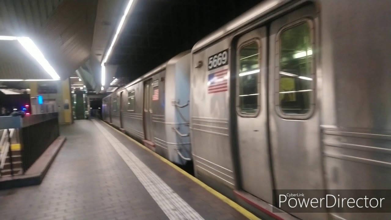 Rare: Not in Service R46 R Train in Jamaica Center - YouTube