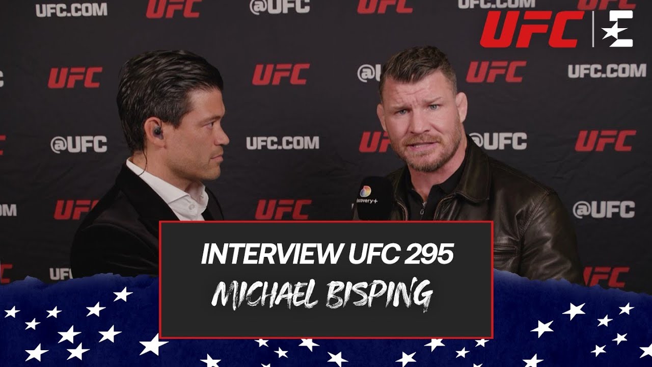 UFC 295 | BISPING doet takedown op interviewer! - YouTube