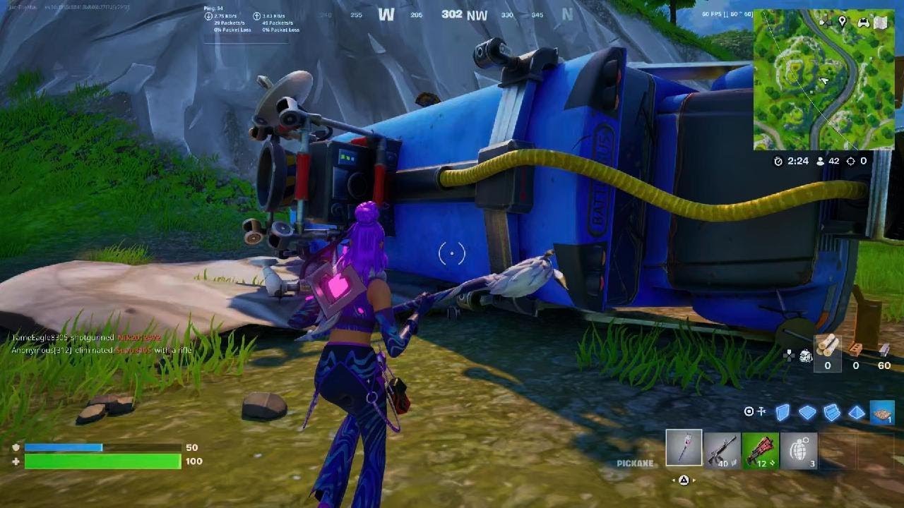Crashed battle bus in og Fortnite - YouTube