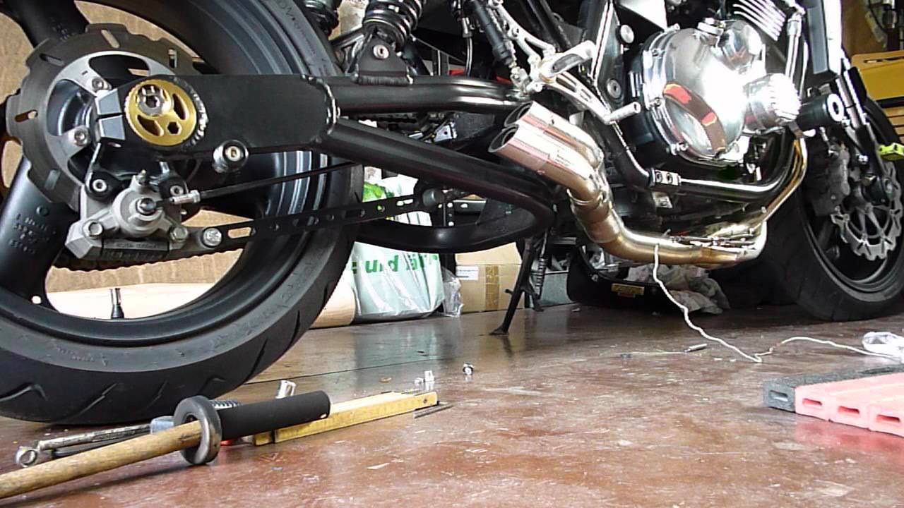 Sound IXIL Hyperflow an Kawasaki ZRX1100 - YouTube