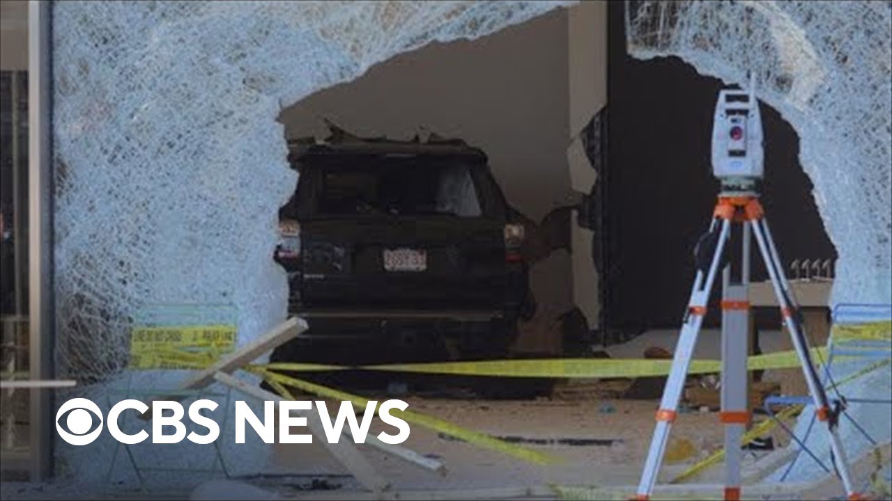 Doctors discuss injuries from Apple store crash in Massachusetts | full ...