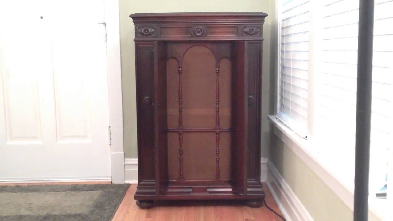 Händel Oboe Sonata No. 1 (Part 2) • Ralph Gomberg (Victrola Credenza ...