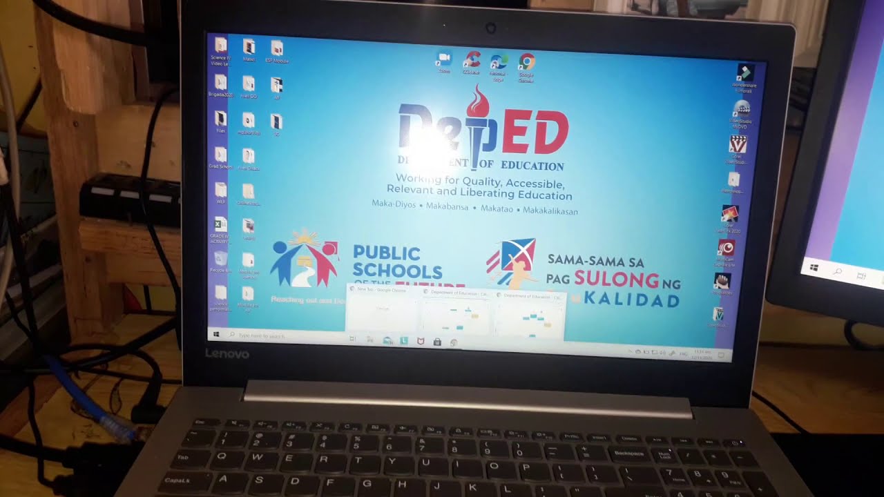 Dual Monitor Setup Windows 10 laptop (Tagalog) - YouTube