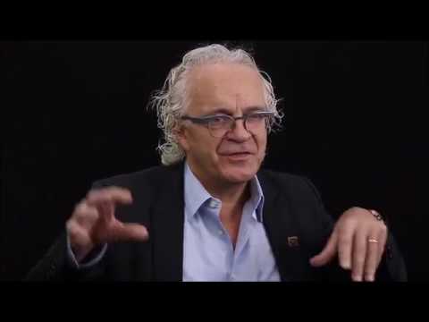 'Lead with humility' by Marc Noppen, CEO UZ Brussels - YouTube