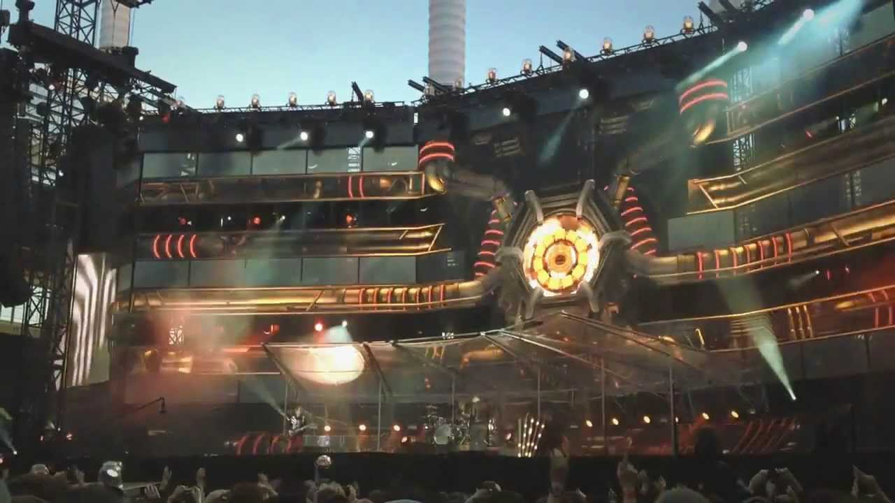 Muse - Supremacy (Live from Ricoh Stadium 22nd of May MULTICAM - HD ...