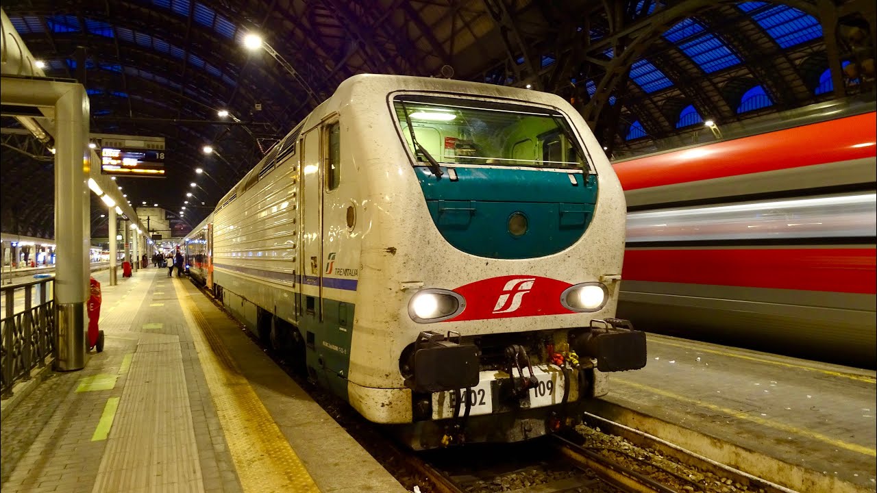INTERCITY NOTTE con E402B in partenza dalla stazione di MILANO CENTRALE ...