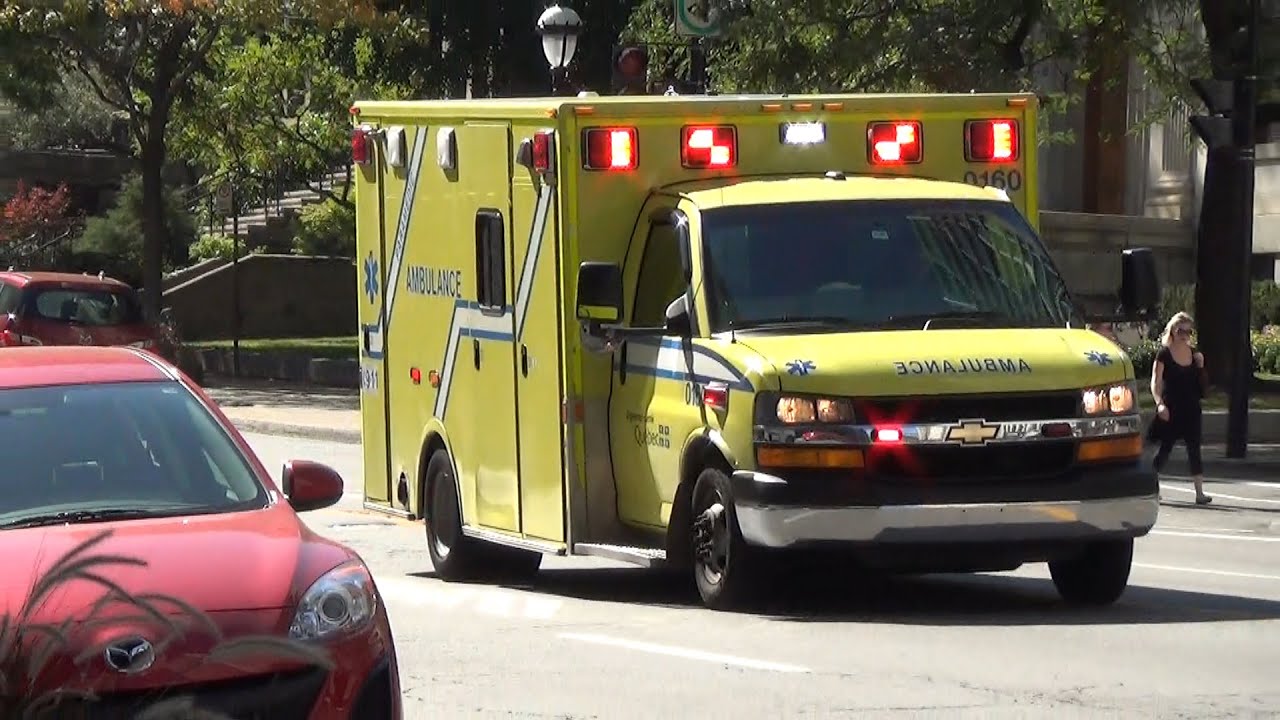5x Ambulance Urgences Quebec + Supervisor + Dodge Police car Montreal ...