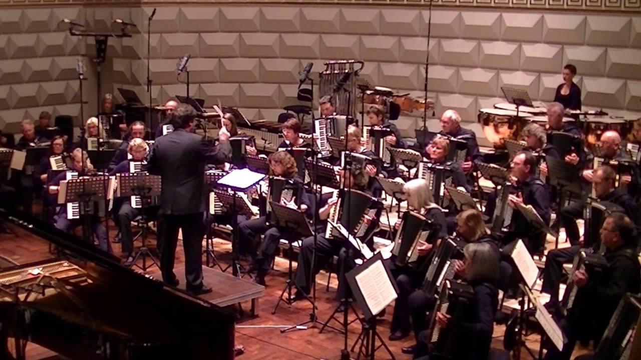 Beethoven Piano Concerto No. 5 Emperor (Piano and Accordion Orchestra ...