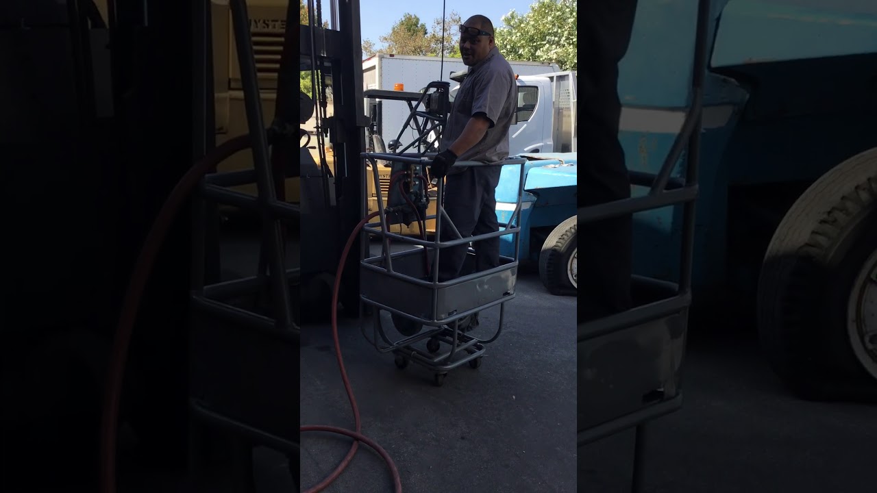 Spider Staging ST-17 Cage Sky Climber Cable Hoist Man Lift Scaffolding ...