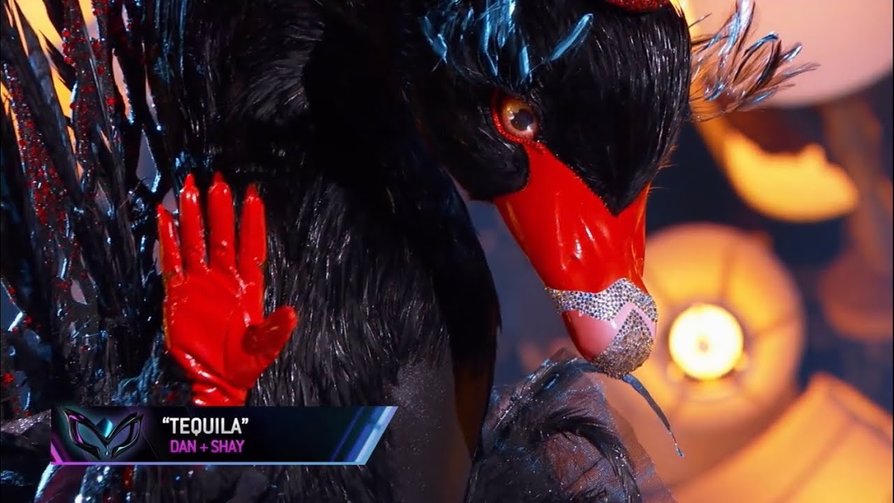 Black Swan Performs "Tequila" By Dan + Shay | Masked Singer | S5 E11 ...