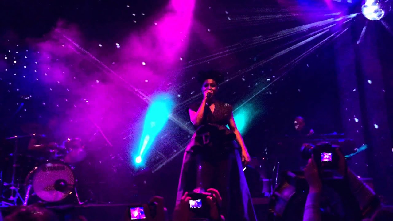 Morcheeba – World Looking In | YotaSpase GlavClub 13.03.2015 - YouTube