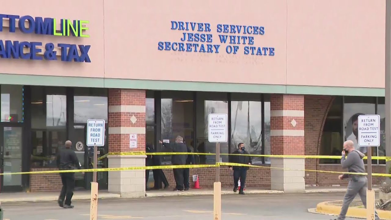 Man shot and killed outside Secretary of State facility in Bridgeview ...
