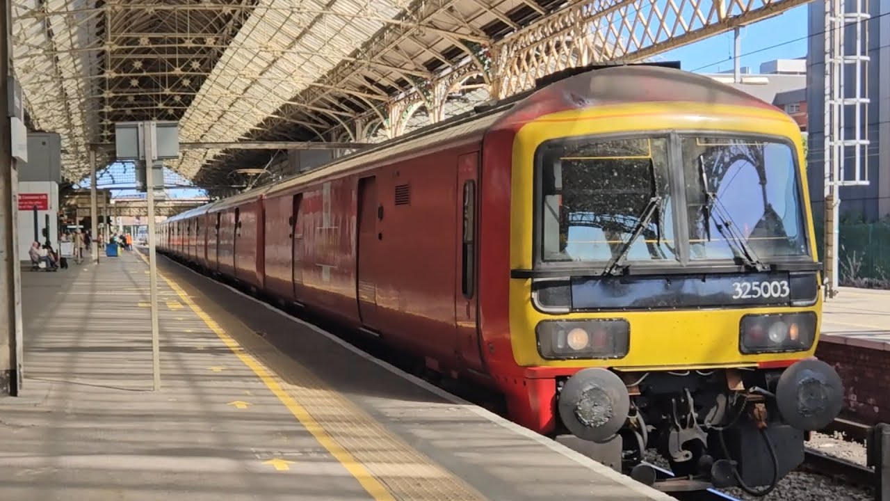 Last Ever Royal Mail/DB Cargo 325003 325014 Run 1M36 Shieldmuir To ...
