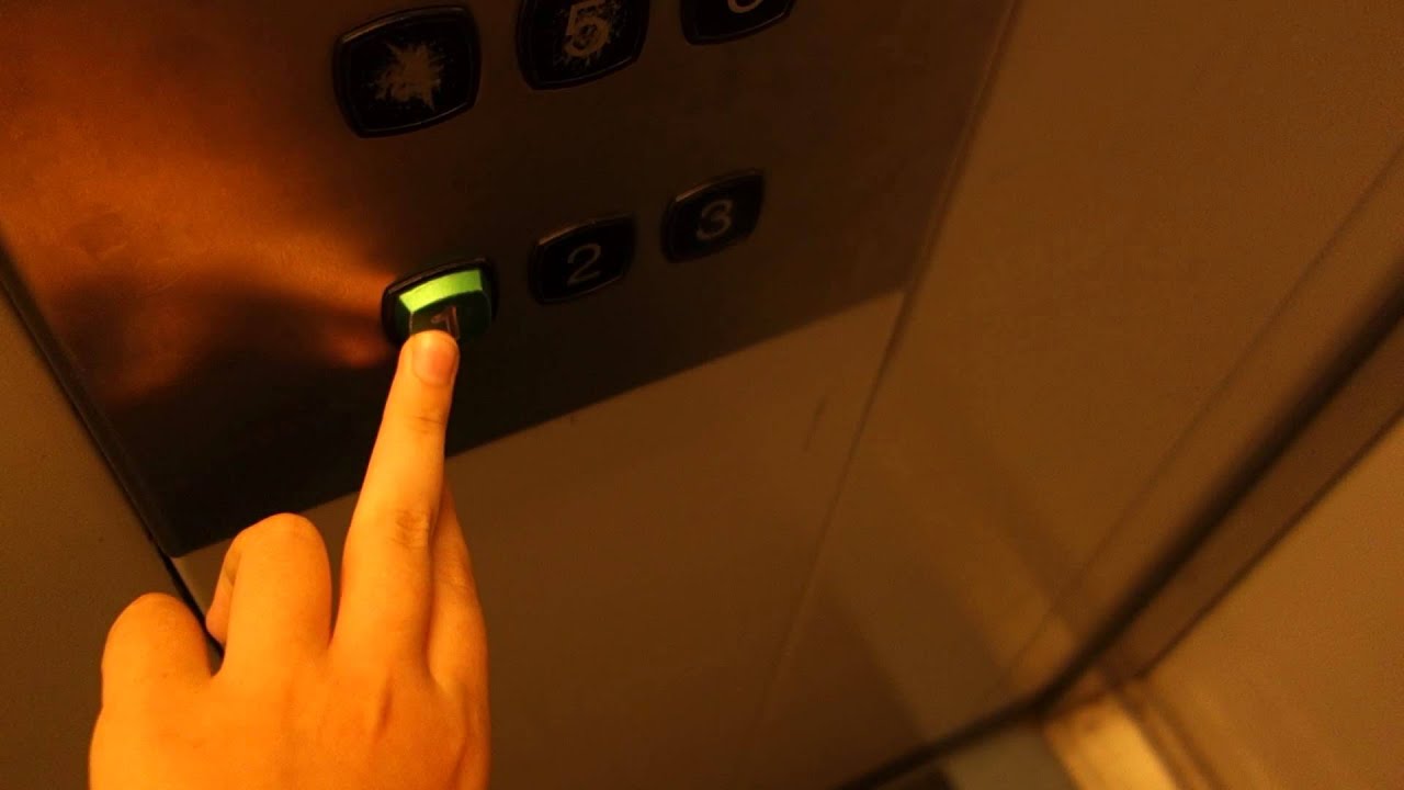 Epic Motor! 1993 KONE M-Series Traction Elevator - YouTube