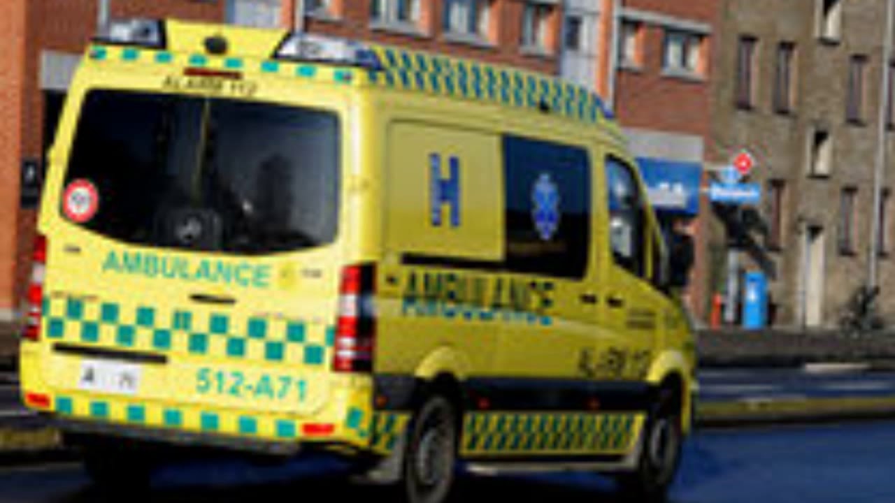 Sound effect - Siren ambulance - Denmark Lydeffekt - Sirenambulance ...
