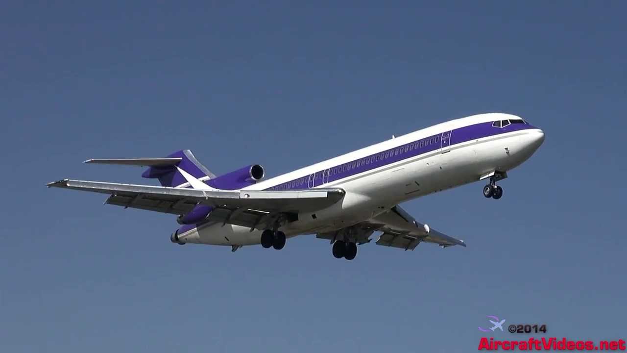 Elan Express "Chicago Bulls Charter" 727-227/Adv [N17773] - YouTube