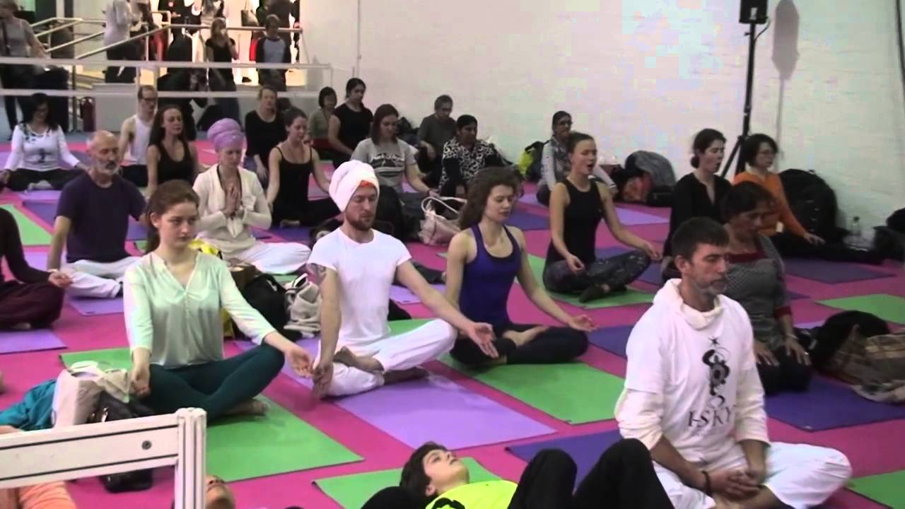 OM Yoga Show 2014 - YouTube