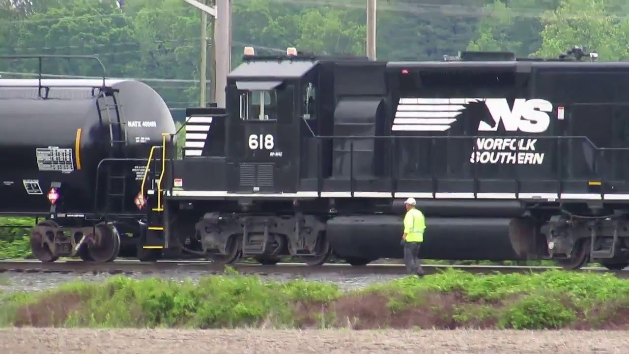 NS Switching Operations, May 2016; Harrington, Delaware - YouTube
