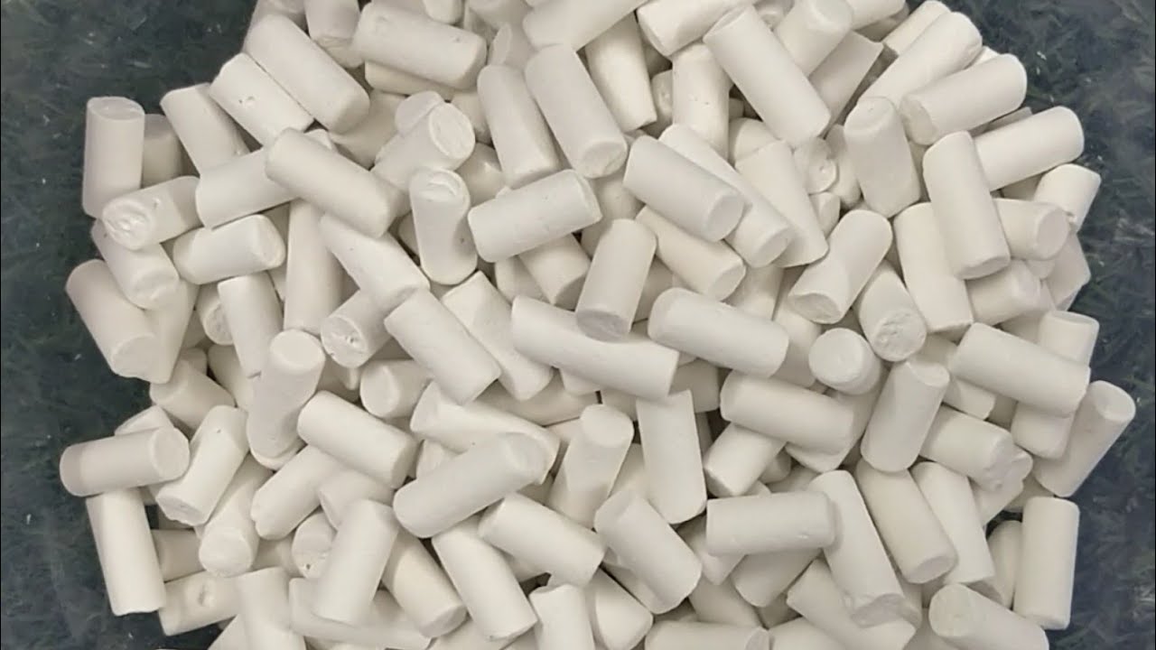 White Chalk Breaking| Chalk lovers | Chalk Crumbling & breaking ...