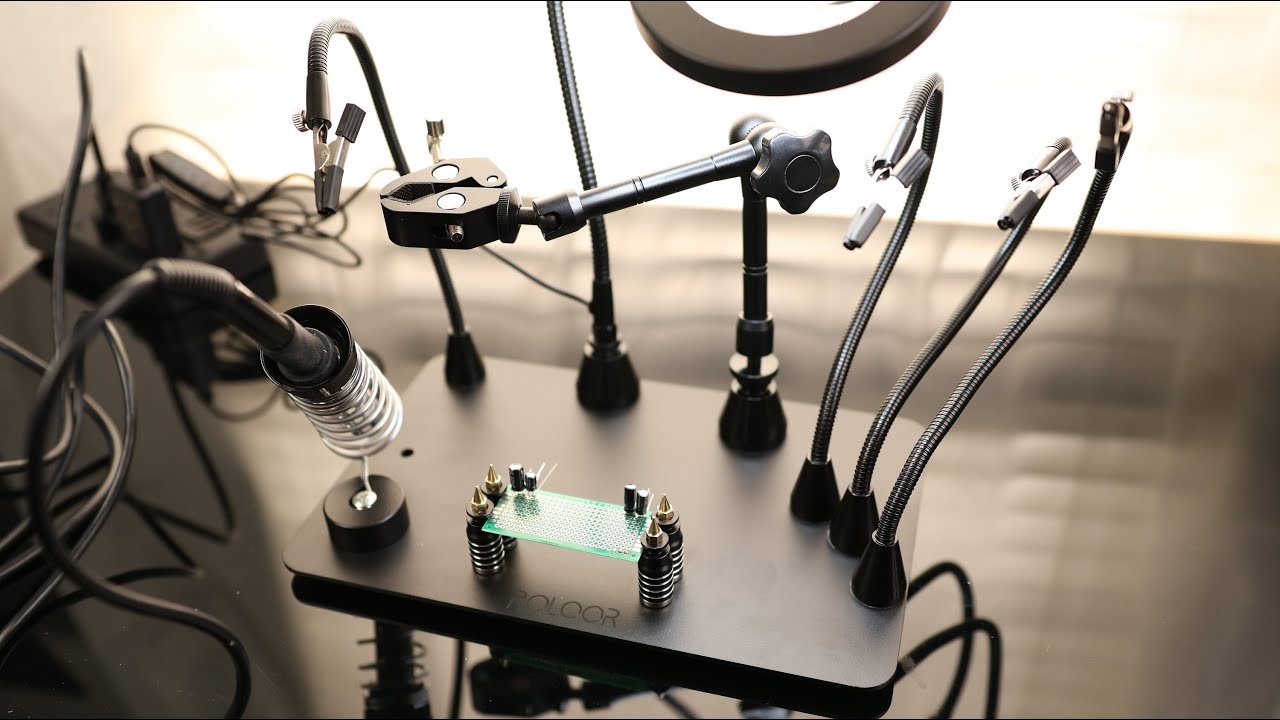 Magnetic Helping Hands Soldering Third Hand - YouTube
