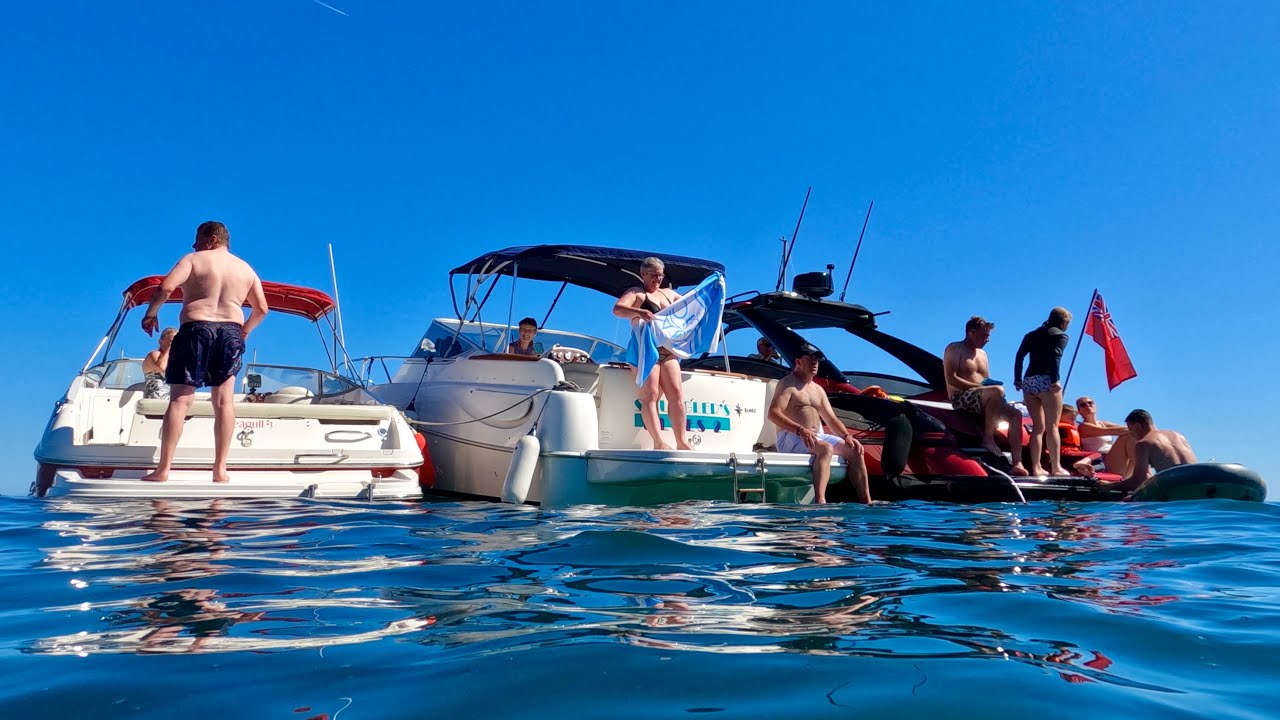 Fantastic Summer Boating Joy! - YouTube