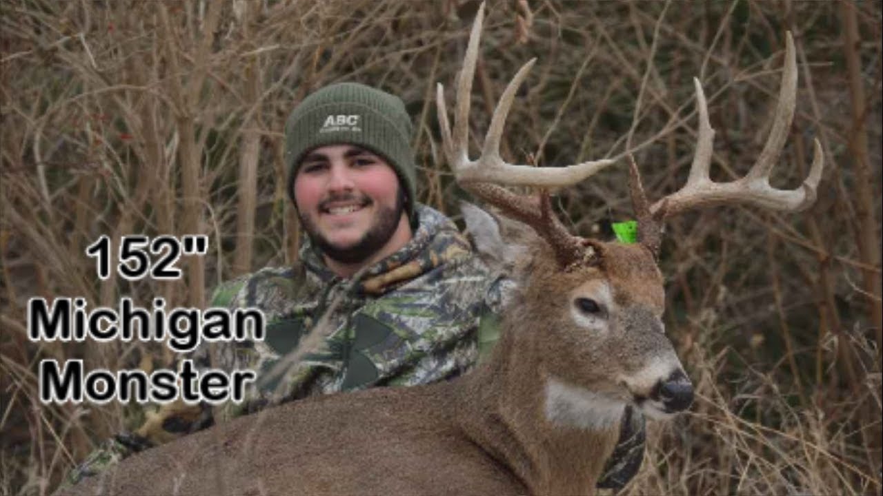 152" Michigan Monster Buck Late Season Archery - YouTube